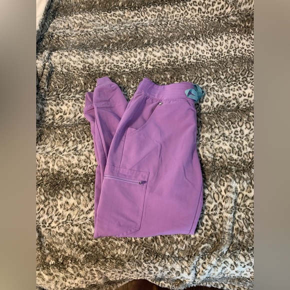 Figs | Pants & Jumpsuits | Rare Color Figs Purple Jogger Scrub Pants In ...